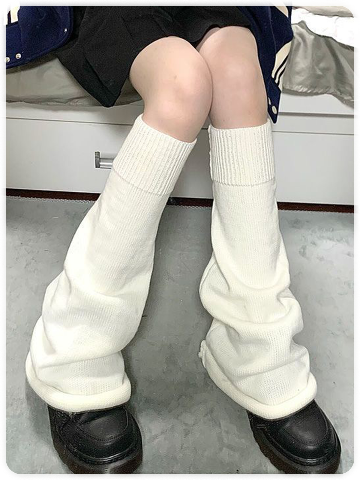 Y2k White Accessory Socks | kollyy